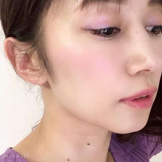 写真 5枚目 モテのキーワードは涼しげ♡透明感ラベンダーコスメで涼しげ美女の夏メイク Locari(ロカリ)