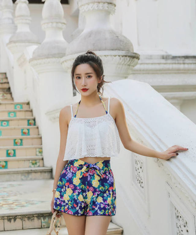 写真 (7枚目) - プールサイドで自信を持ちたい♡体型お悩み別おすすめ水着8選 - LOCARI（ロカリ） - LOCARI（ロカリ）