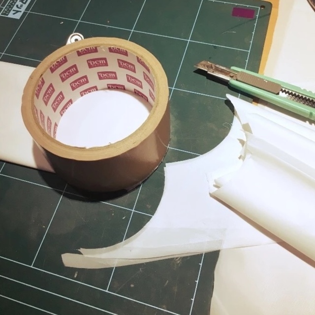 写真 (3枚目) - 100均で完璧DIY！お風呂場の窓に目隠しカーテンを取り付けてみた - LOCARI（ロカリ）