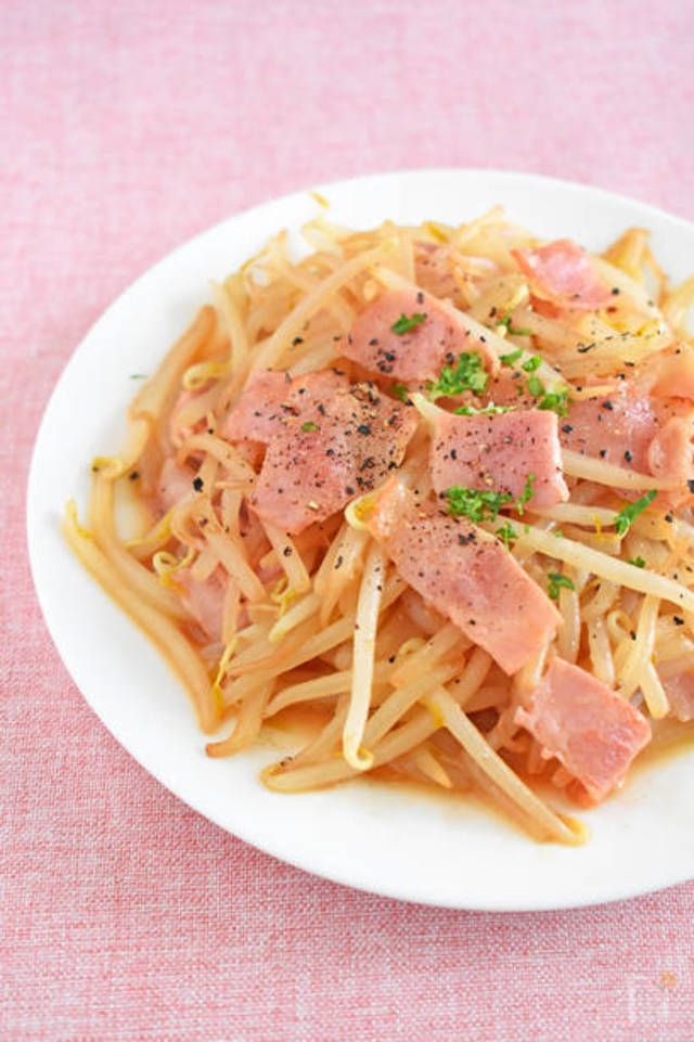 写真 (6枚目) - にんにく×バターでコクうま！ガリバタ風味の簡単野菜おかずレシピ10選 - LOCARI（ロカリ）