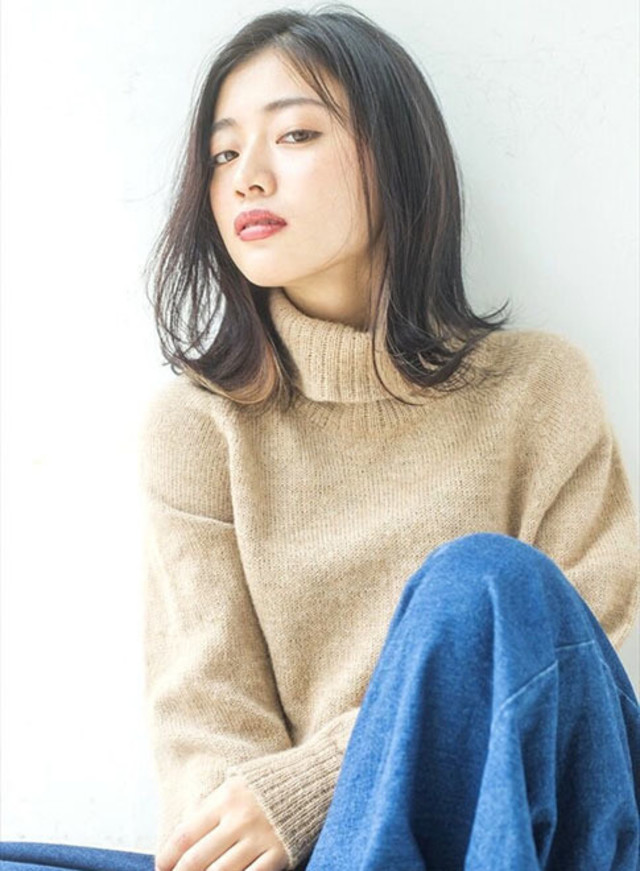 写真 (2枚目) - 愛されカラーに＋α♡定番ヘアカラーに“スパイスON”で周りと差をつけよう！ - LOCARI（ロカリ）