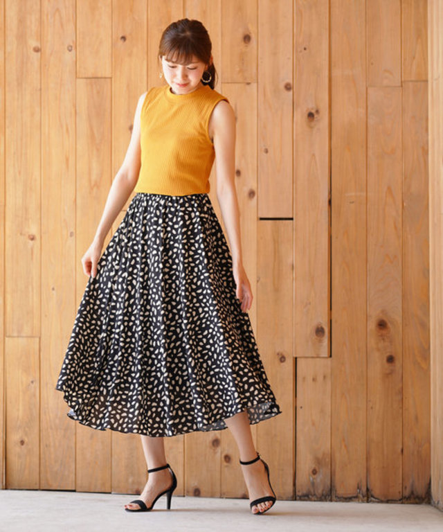 写真 (3枚目) - [¥3,000以下]で買えちゃう♡プチプラボトムスを使った大人の夏コーデ特集！ - LOCARI（ロカリ）