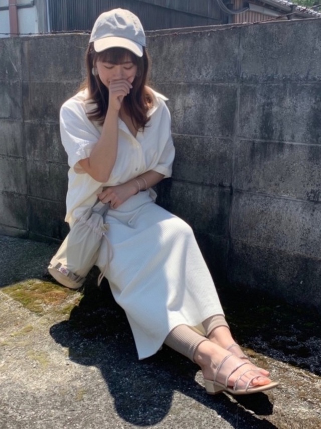 写真 (4枚目) - [GU]は洋服だけじゃないんです！GUシューズでプチプラミックスコーデ - LOCARI（ロカリ）