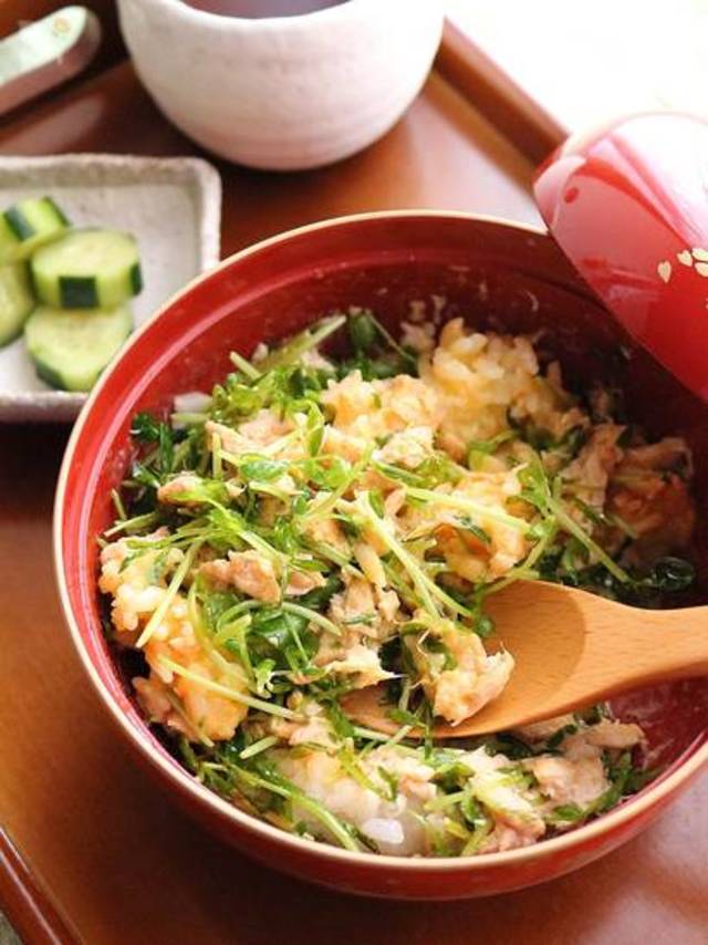 写真 (2枚目) - 時間がない朝にもってこい♡1杯で栄養満点“TKGアレンジ”レシピ - LOCARI（ロカリ）