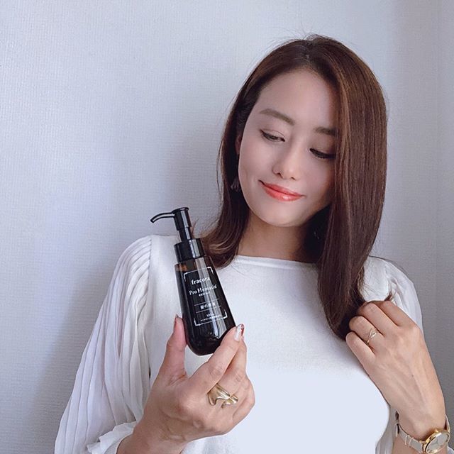 写真 (3枚目) - 夏の終わりのダメージ髪ケア！SNSで話題のアイテムって？ - LOCARI（ロカリ）