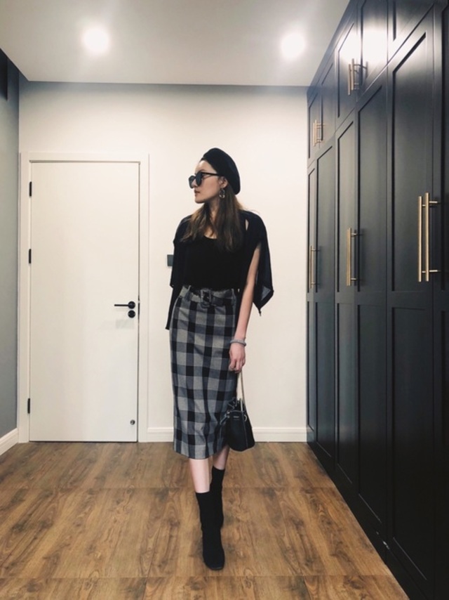 写真 (1枚目) - [ユニクロ・GU・ZARA]のニットで作る♪秋を感じる大人女子コーデ特集 - LOCARI（ロカリ）