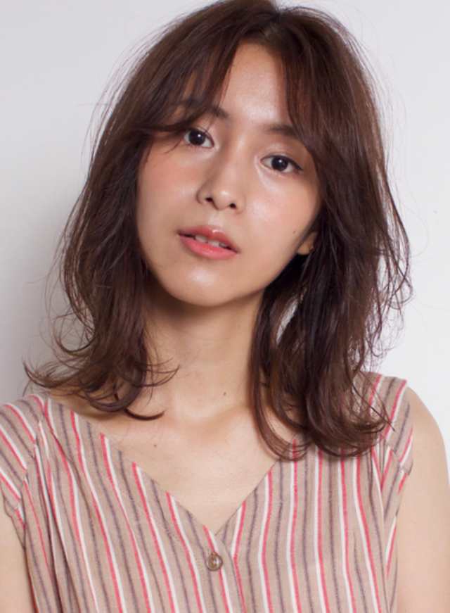 写真 (9枚目) - ぺたんこを解消！パーマが魅せる“ふんわりシルエット”でボリュームUP♡ - - LOCARI（ロカリ）