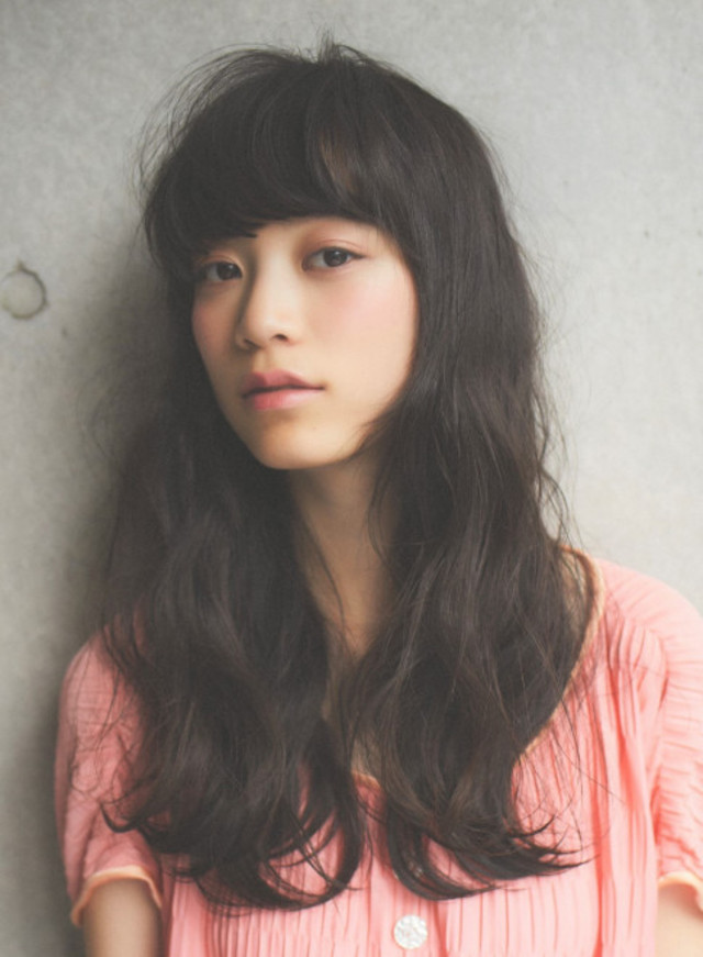 写真 (13枚目) - ぺたんこを解消！パーマが魅せる“ふんわりシルエット”でボリュームUP♡ - LOCARI（ロカリ）