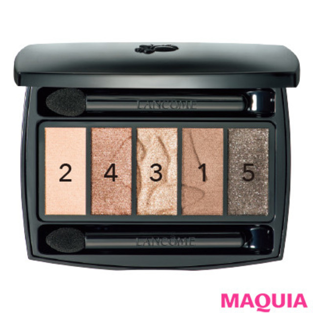 写真 (4枚目) - 最新号のカバーは戸田恵梨香さん！ ピンクリップを際立たせるスモーキーEYE - LOCARI（ロカリ）