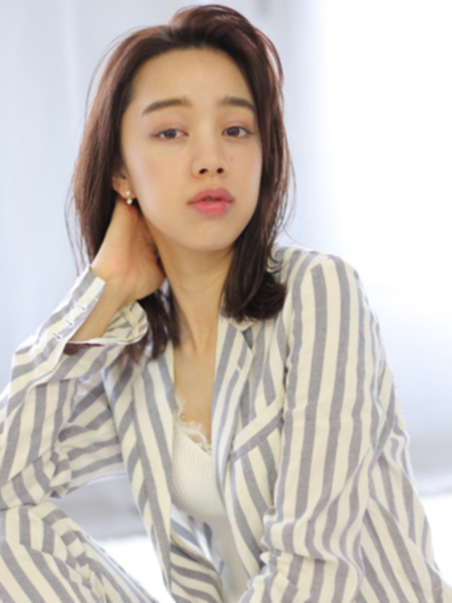 写真 (13枚目) - 男性が好きな女性の髪型って？男性ウケ ヘアカタログ12連発♡ - LOCARI（ロカリ） - LOCARI（ロカリ）