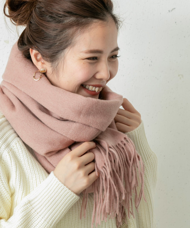 写真 (7枚目) - マフラーに似合うロングヘアアレンジ特集！冬だから叶う大人のモテスタイル♡ - LOCARI（ロカリ）