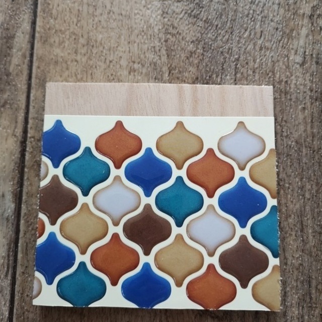 写真 (5枚目) - タイル貼り風に簡単DIY♪おしゃれなタイルシール・リメイクシート活用術 - LOCARI（ロカリ）