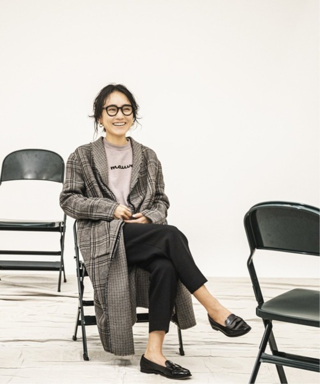 写真 (11枚目) - 注目度No.1の『スウェット』！カジュアル過ぎないオトナ女子の着こなしを紹介 - LOCARI（ロカリ）