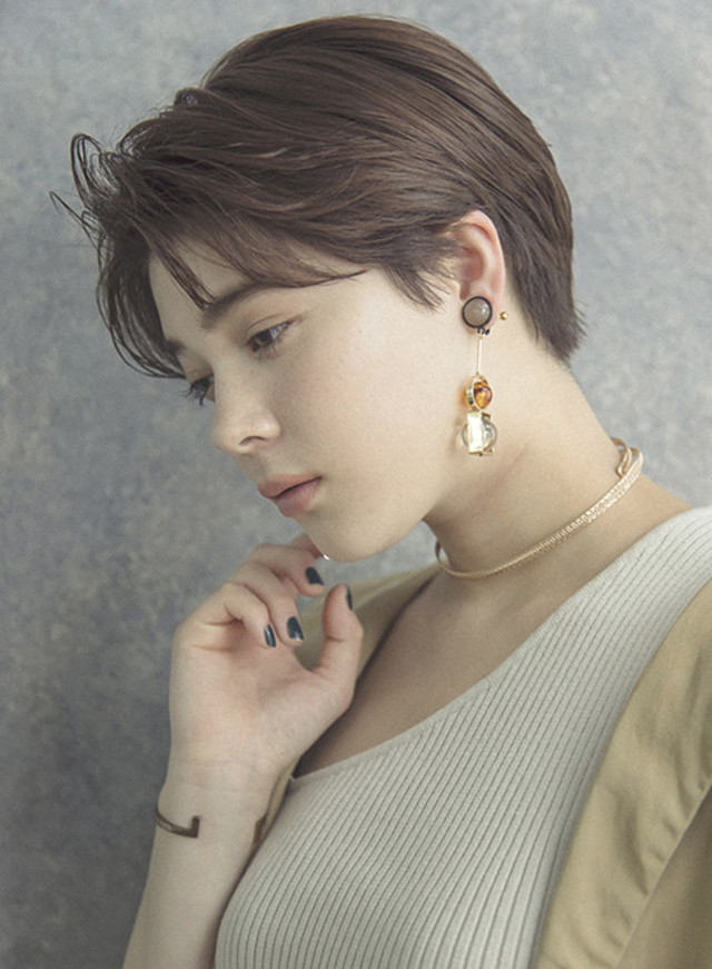 写真 (5枚目) - 2020ショートヘアの進化版！「ジェンダーレスショート」で色気UP♡ - LOCARI（ロカリ）