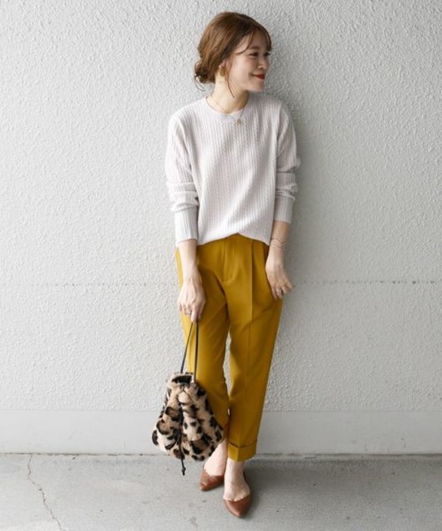 写真 (10枚目) - [2020最新]トップスで季節感UP♪冬のオフィスカジュアルコーデを大特集 - LOCARI（ロカリ）