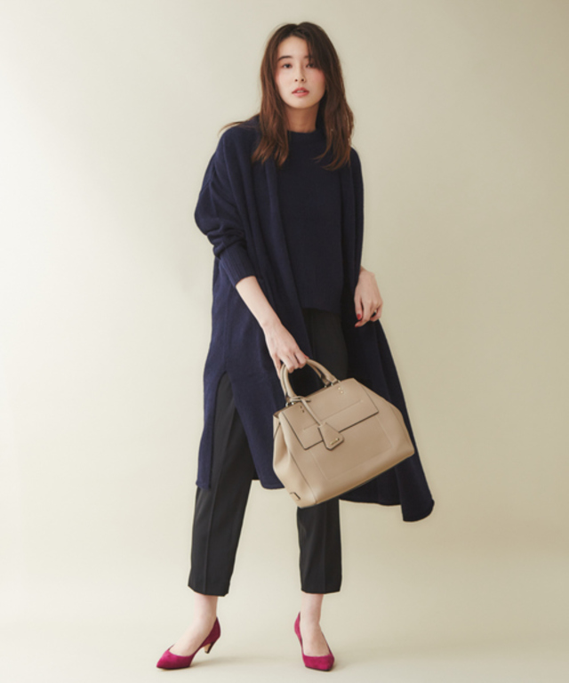 写真 (23枚目) - [2020最新]トップスで季節感UP♪冬のオフィスカジュアルコーデを大特集 - LOCARI（ロカリ）