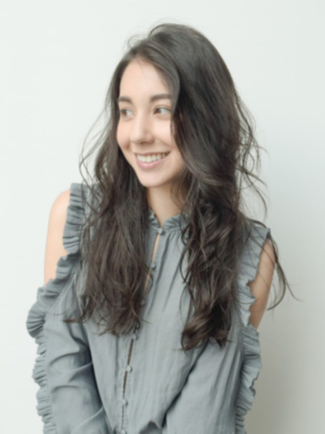 写真 (9枚目) - [モデル・山田優]の髪型で女度UP！＜ショート〜ロングまで＞ - LOCARI（ロカリ）