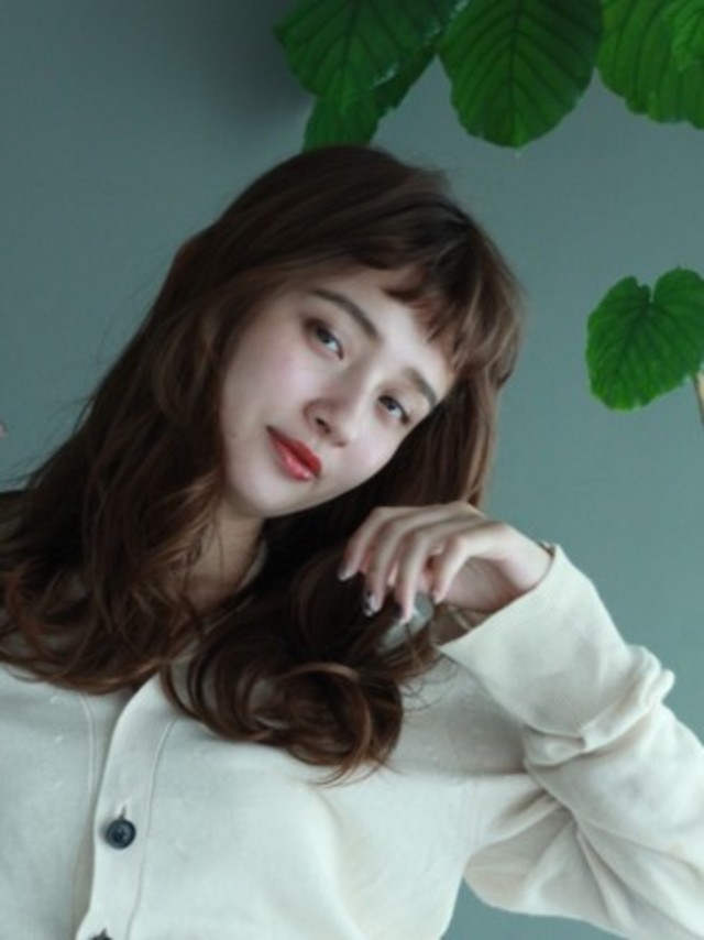 写真 (6枚目) - 《市川紗椰×ロング》”ひと癖ある”髪型で、可愛いをアップデート！ - - LOCARI（ロカリ）