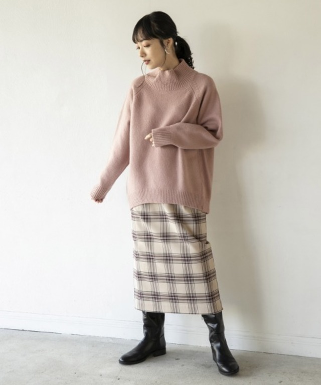 写真 (5枚目) - ほんのり甘めで可愛らしい♪大人女子のピンクニットスタイル15選 - LOCARI（ロカリ）