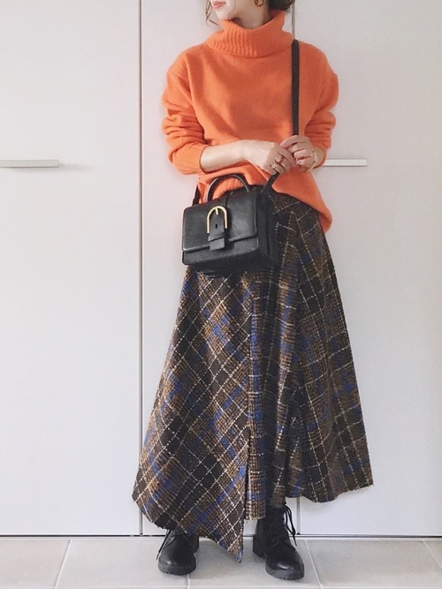 写真 (10枚目) - 2020年冬のチェックスカートコーデ｜チェックで冬コーデを華やかに - LOCARI（ロカリ）