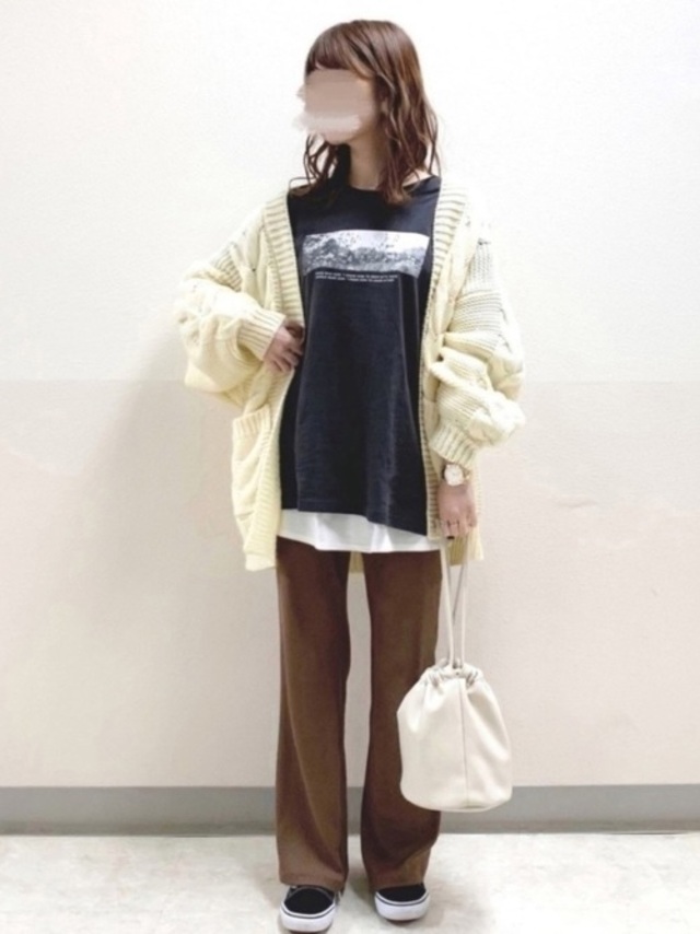 写真 (14枚目) - [GU]アイテムを使ったリラックスコーデ特集♪ゆるっとコーデはプチプラでGET！ - LOCARI（ロカリ）