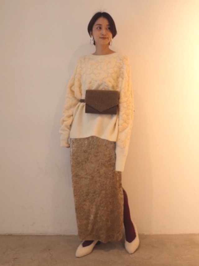 写真 (4枚目) - 正しいタイツの色選びできてる？迷ったらこの2色から選べばOK♡ - LOCARI（ロカリ）