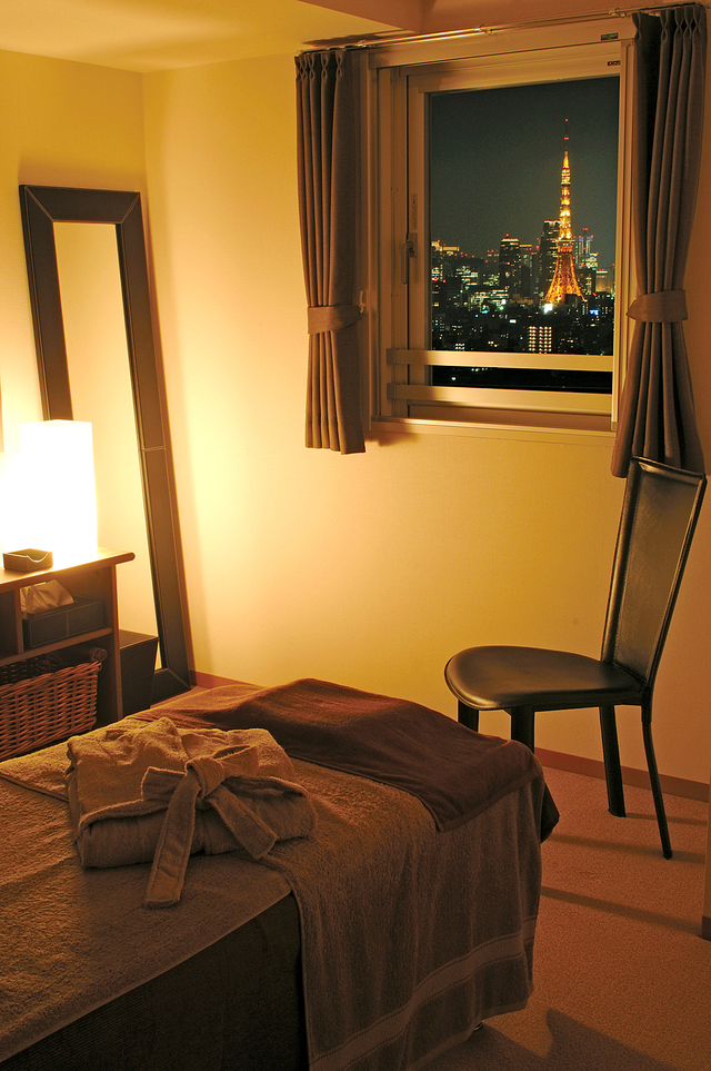 写真 (10枚目) - 凹凸セルライトに終止符！脂肪を分解する「エンダモ」って何？ - LOCARI（ロカリ）