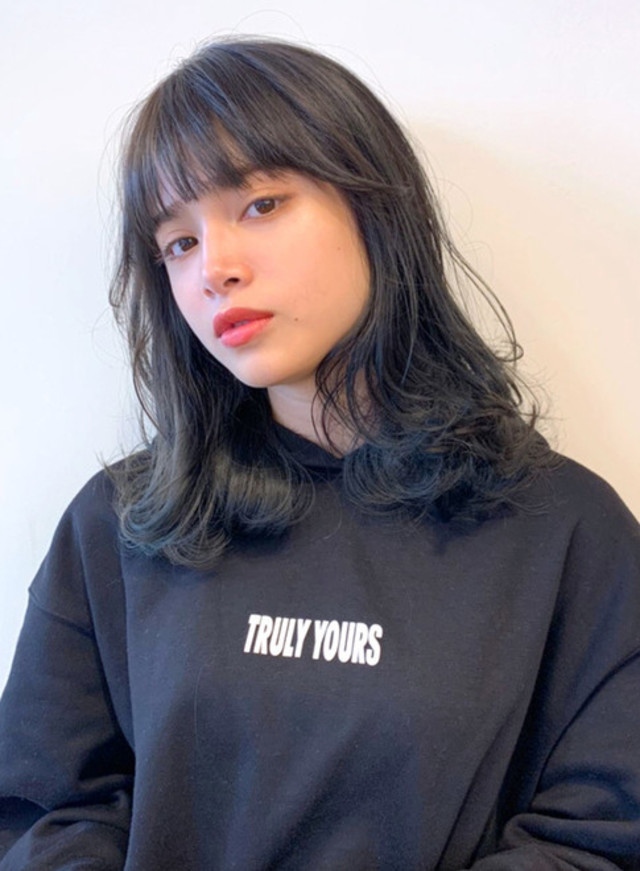 写真 (13枚目) - 脱・重めヘア！軽やかに春っぽく「レイヤースタイル」14選 - LOCARI（ロカリ）