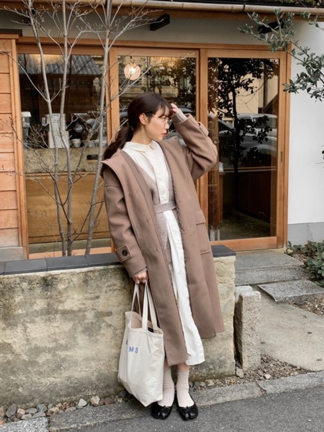 写真 (8枚目) - 季節を問わず着回せる♡万能「長袖ワンピース」着こなしSNAP - LOCARI（ロカリ） - LOCARI（ロカリ）