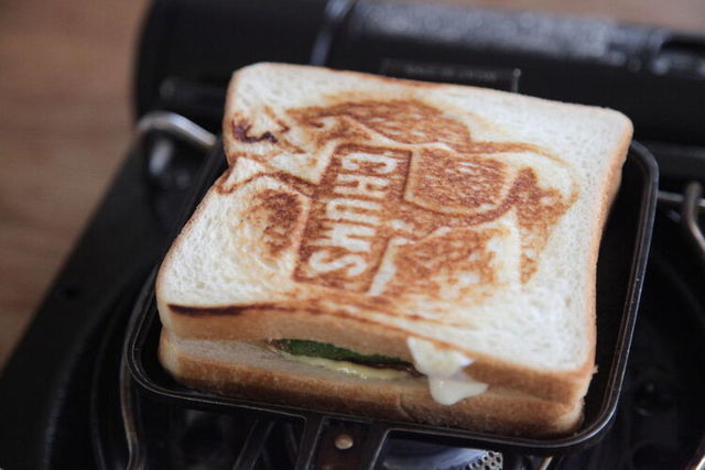 写真 (8枚目) - チーズの滝から目が離せない！カマンベールのホットサンド - LOCARI（ロカリ）