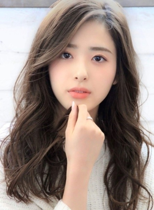 写真 (15枚目) - モテ髪確定です♡オフィスで愛され「ミディアム＆ロング」Style15 - LOCARI（ロカリ）