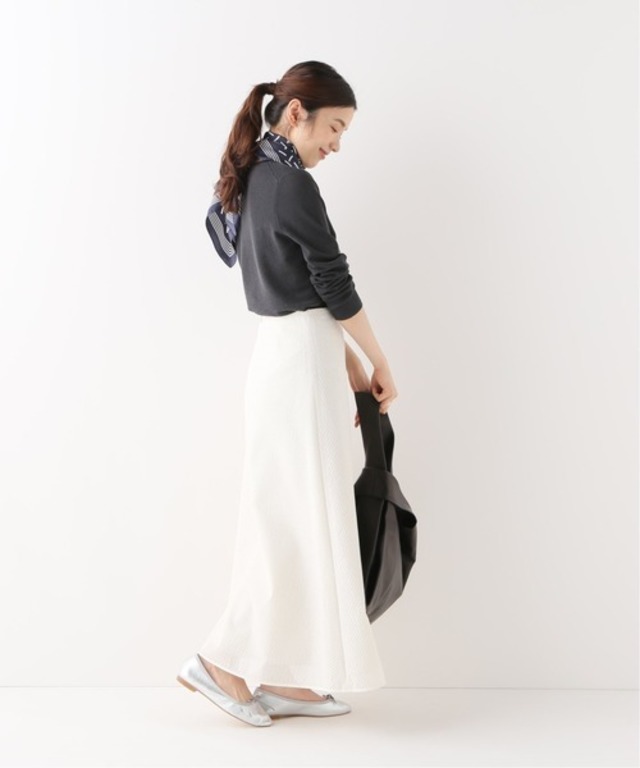 写真 (5枚目) - 30代女性におすすめ♡甘くならない大人っぽスカートコーデをご紹介 - LOCARI（ロカリ）