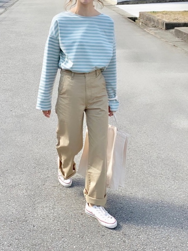 写真 (4枚目) - 春の定番を刷新！おしゃれさん愛用「ボーダーT」の着こなしSNAP - LOCARI（ロカリ）