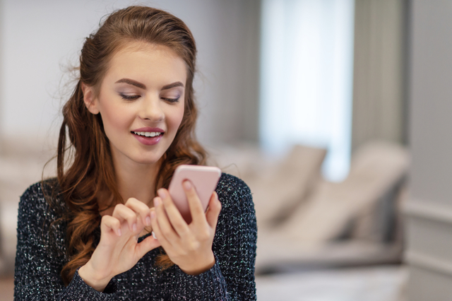 写真 (2枚目) - 甘酸っぱ～い…付き合う直前の男女のLINEあるある5連発 - LOCARI（ロカリ） - LOCARI（ロカリ）