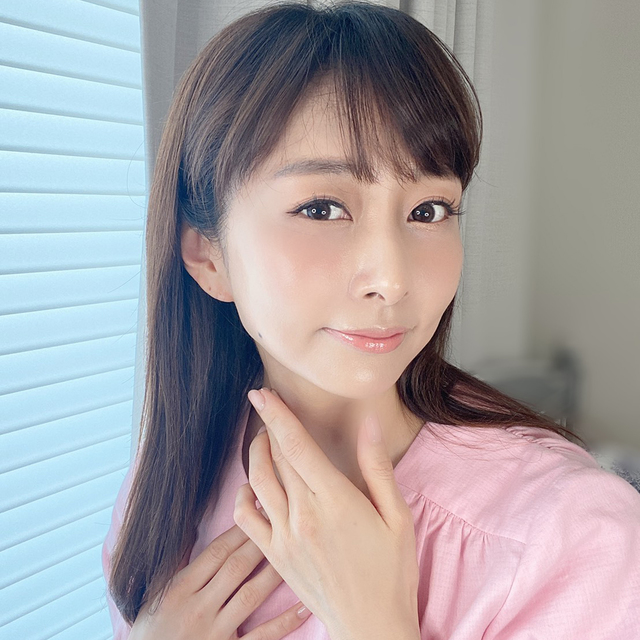 写真 (4枚目) - 美容家・石井美保さん流！おうち時間でできる「お肌ケア習慣」 - LOCARI（ロカリ）