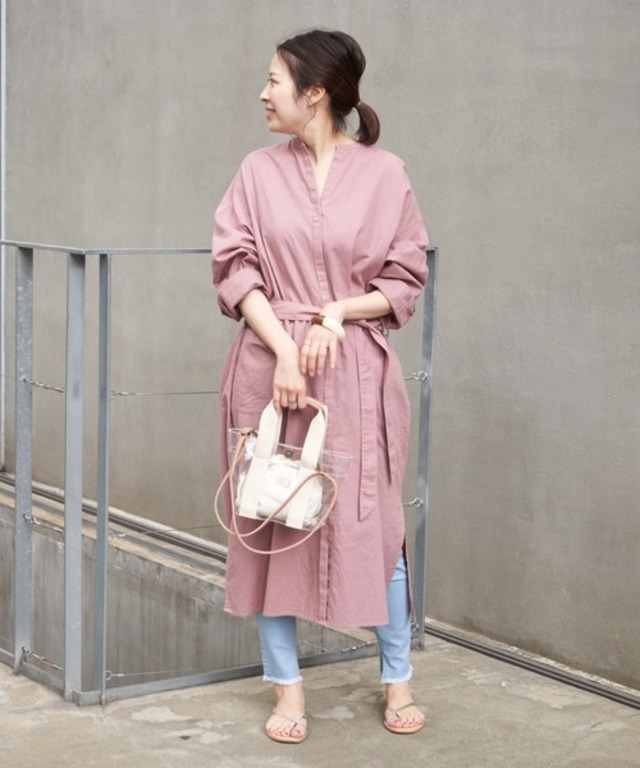 写真 (1枚目) - ナチュラルな雰囲気が素敵♡リネンが主役の大人カジュアルコーデ - LOCARI（ロカリ）