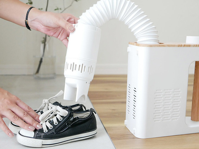 写真 (4枚目) - 今こそ欲しい！ブルーノ大人気「布団乾燥機」衣類も靴も365日使える♪片付け不要の神家電 - LOCARI（ロカリ）