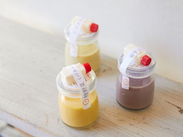 写真 (4枚目) - 絶品ソースで2度おいしい！鎌倉の濃厚＆とろ～りプリン[お取り寄せもOK] - - LOCARI（ロカリ）