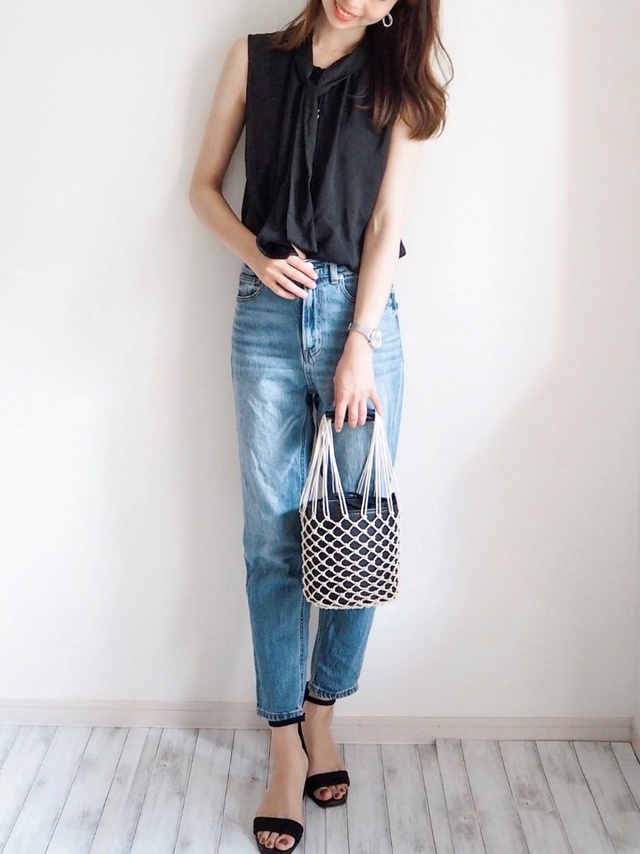 写真 (5枚目) - 買って正解！GU高見え「夏バッグ」の限界容量レポート＆コーデ術 - LOCARI（ロカリ） - LOCARI（ロカリ）