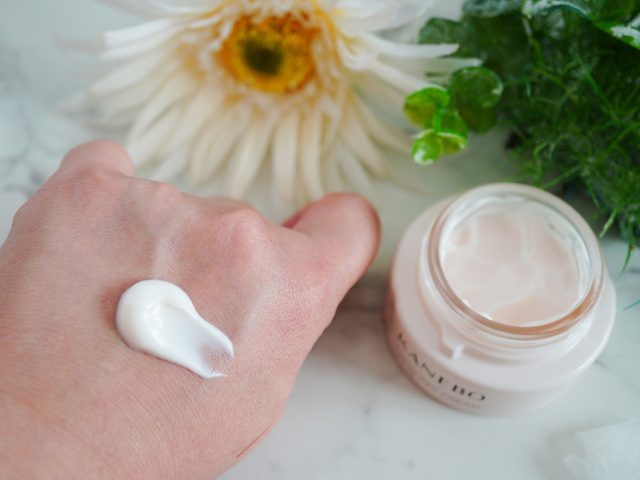 写真 (6枚目) - 田中みな実さん愛用品だけ厳選♡美容ライターも溺愛する神コスメBest3 - LOCARI（ロカリ）