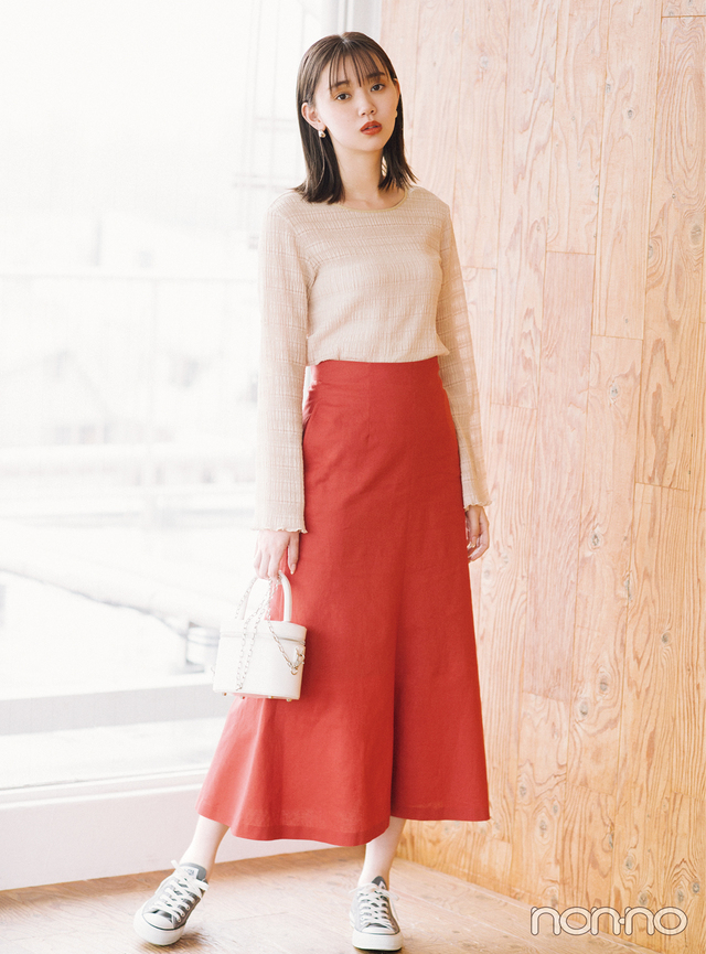 写真 (5枚目) - 薄ぴたトップス、エロく見えそう…[ムズ着の正解vol.9] - LOCARI（ロカリ） - LOCARI（ロカリ）