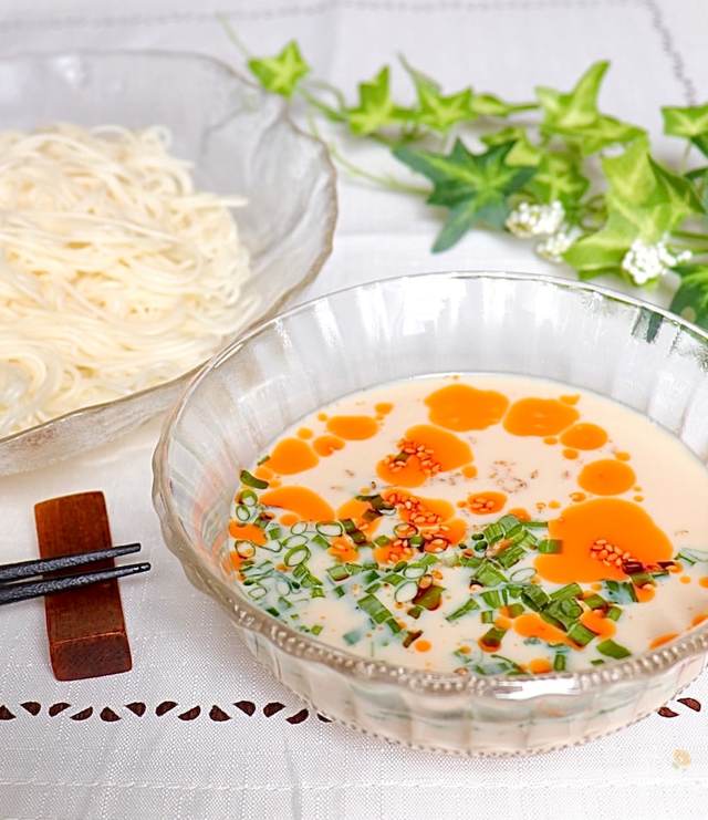 写真 (5枚目) - 「また？」なんて言わせません♡まだまだ美味しいアレンジ素麺レシピ10 - LOCARI（ロカリ）