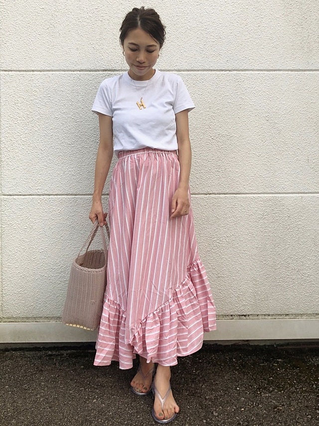 写真 (12枚目) - 秋までお世話になります！おとな女子の「白TコーデSNAP」11連発 - LOCARI（ロカリ）