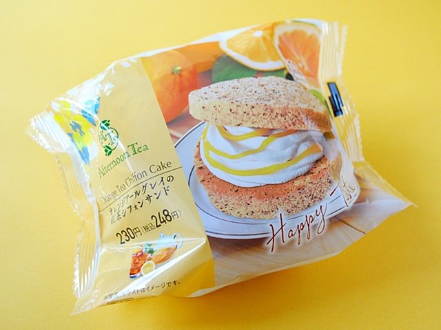 写真 (2枚目) - ファミマとローソンがアツい！夏の新作「コンビニスイーツ」3つ - LOCARI（ロカリ）