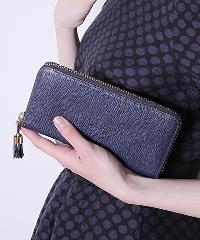 写真 (8枚目) - 9月はお金を生む“秋財布”をゲット！金運がUPする10色の「長財布」 - LOCARI（ロカリ）