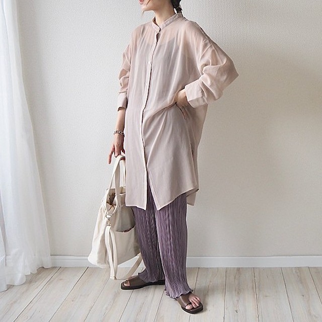 写真 (3枚目) - GU新作シアーシャツが買い！着まわし4コーデをご紹介 - LOCARI（ロカリ）