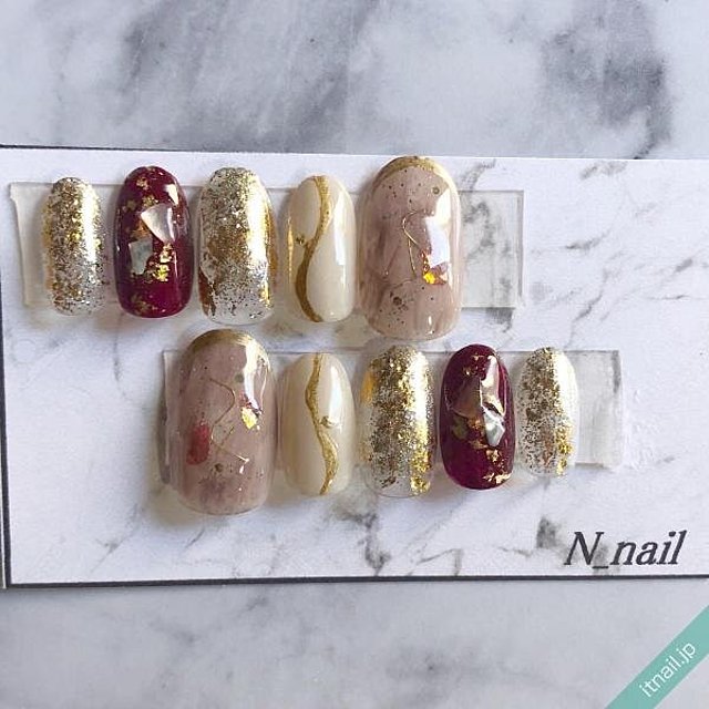 写真 (3枚目) - [ボルドーネイル]思わずワインを飲みたくなる！？ドキリとする大人デザイン特集 - LOCARI（ロカリ）