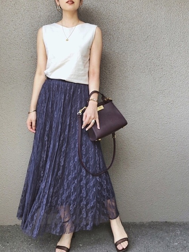 写真 (3枚目) - [GU]可愛いのにしっかり高見え♡今から秋まで使える！「お宝級スカート」5選 - LOCARI（ロカリ）