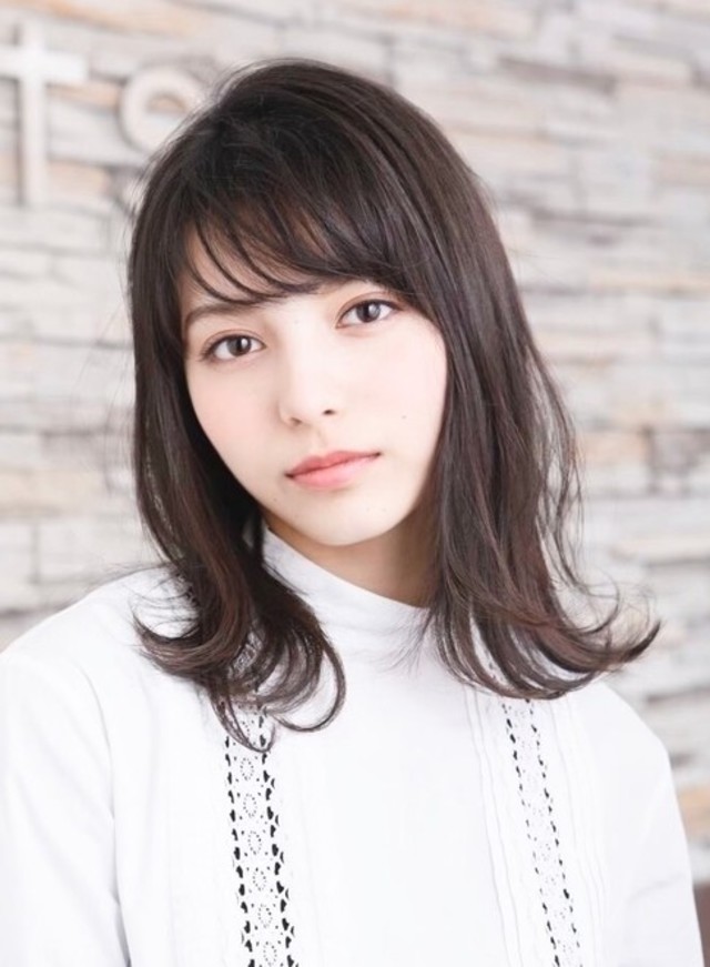 写真 (9枚目) - 朝のセットは手軽に楽ちん！外巻き＆内巻きでOK「ワンカールミディ」12選 - LOCARI（ロカリ）