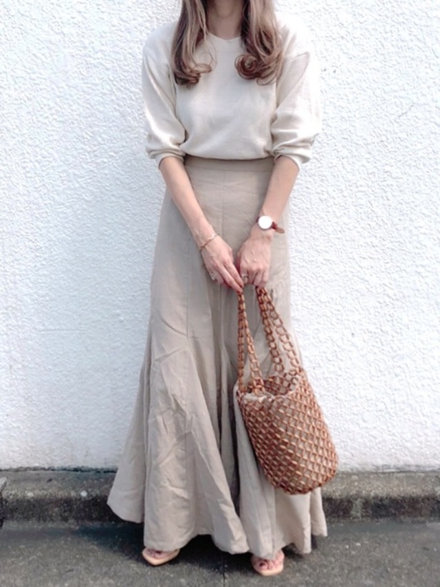 写真 (2枚目) - 着回し幅広！[ユニクロ・GU・しまむら]の万能トップス15選 - LOCARI（ロカリ） - LOCARI（ロカリ）